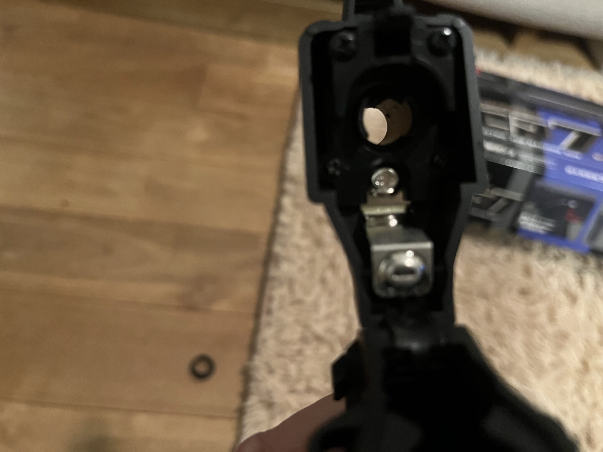 【最強の10禁エアガン】 クラウン CP7 14mm逆ネジ カスタム レビュー | ハマジのサバゲー侍！